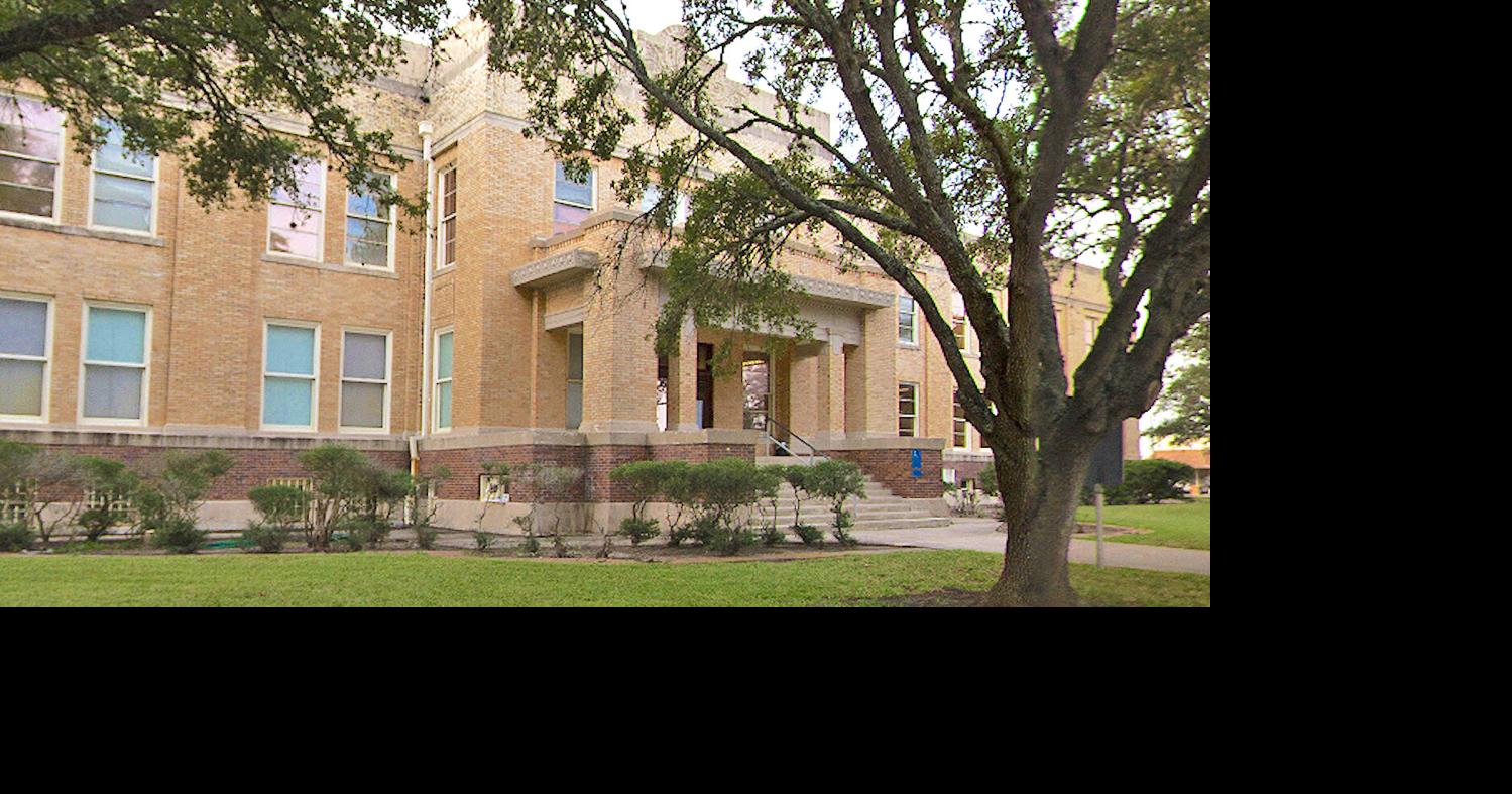 Refugio County judge applauds recent events during meeting | Refugio ...