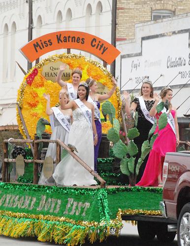 DockDogs make a splash at Lonesome Dove Fest | Archives ...