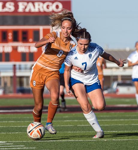 Beeville girls soccer team wins bi-district championships | Beeville Sports | southtexasnews.com
