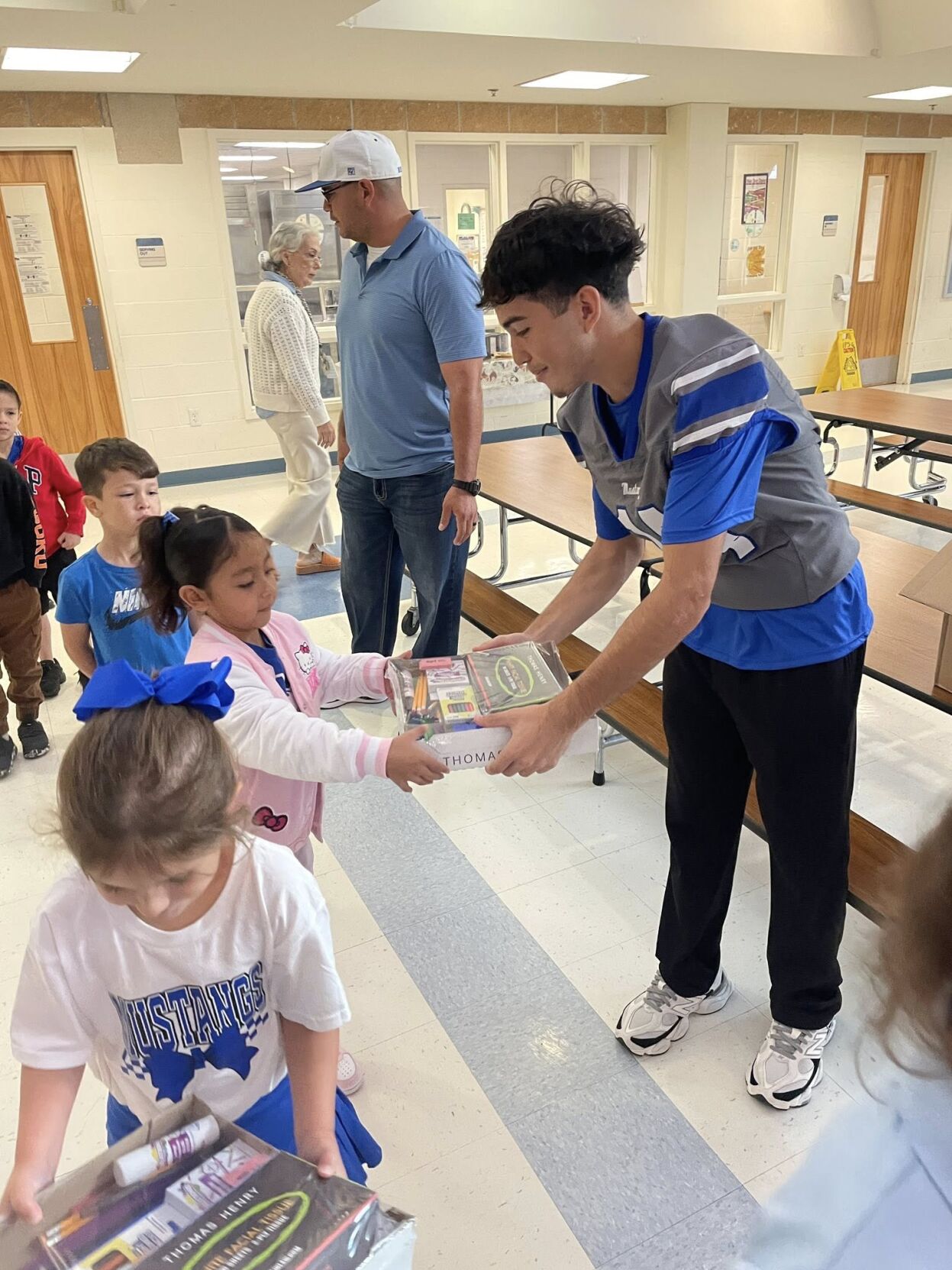 IISD students, programs receive donations | San Patricio County ...
