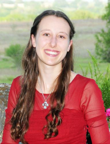 Zillig named outstanding undergraduate at UHV | News | southtexasnews.com