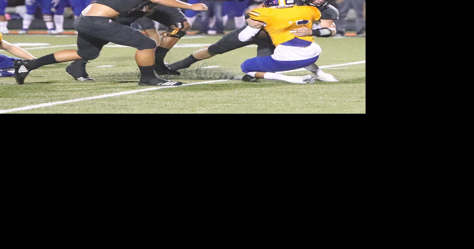 Bobcats overwhelm Buckaroos in Homecoming romp | News | southtexasnews.com