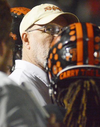 Herring stepping down as Refugio football coach | Beeville Bee-Picayune ...