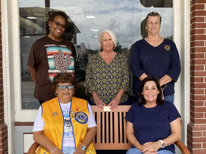 Goliad Lions Club donates benches to library | Goliad Advance-Guard ...