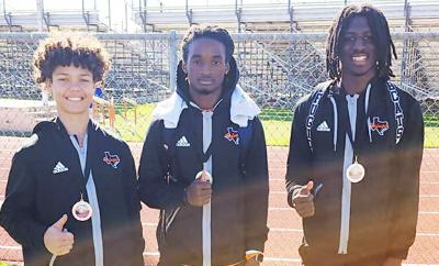 Refugio's Campbell takes home four gold medals from Alice Hub City ...