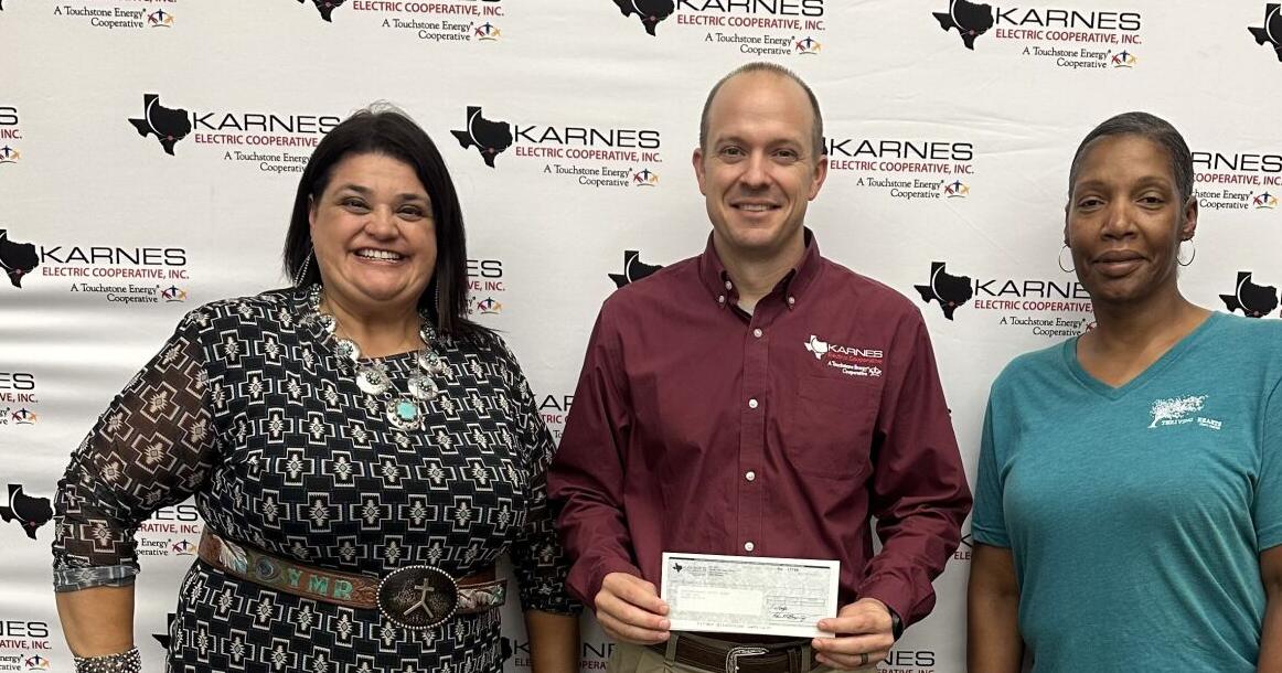 KEC presents grant to Thriving Hearts Crisis Center | Karnes Countywide ...