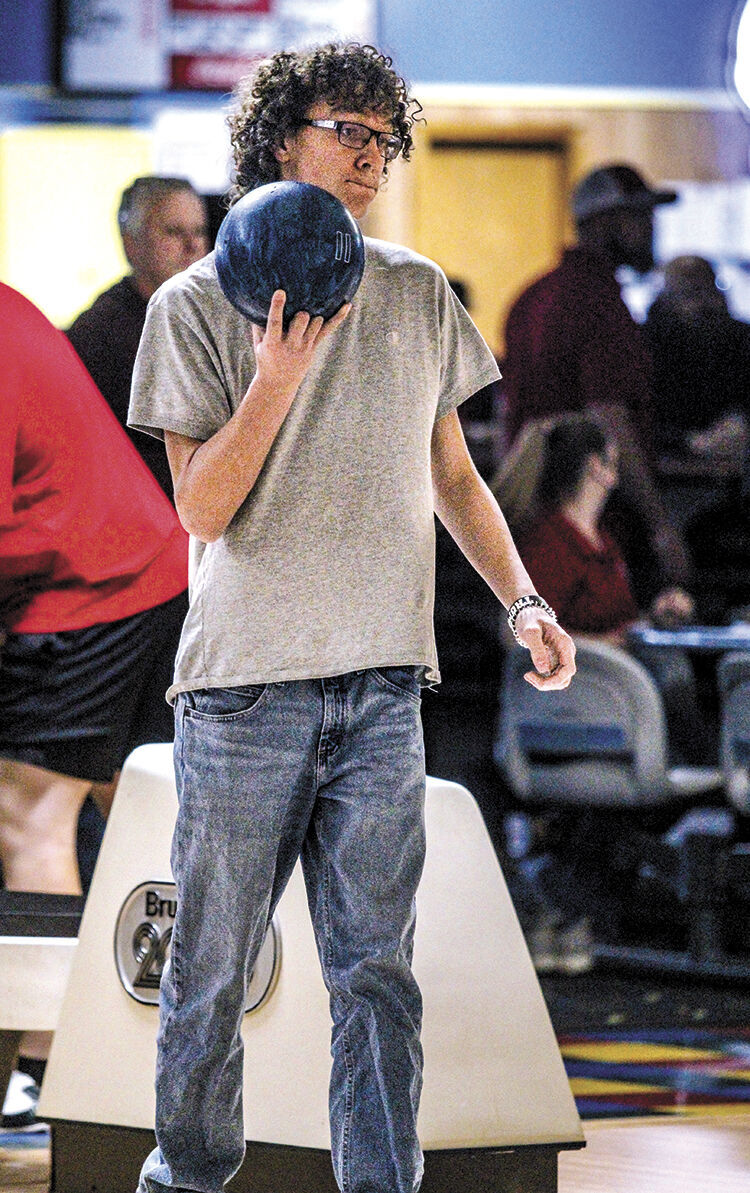 Burton excels on lanes with narrow wins against Bellville | Sports ...