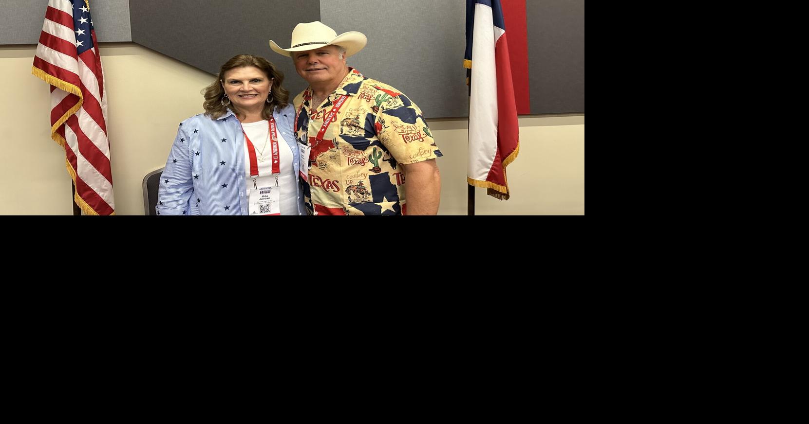 Republican Trump tractor train for reelection | Karnes Countywide ...