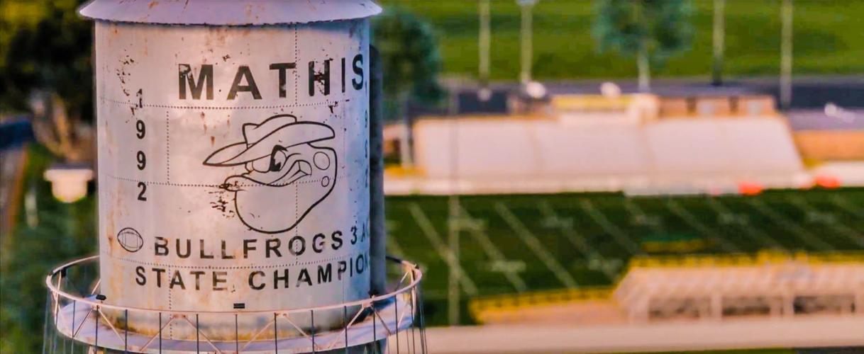 2013 Mathis Bullfrog State champ quarterback featured in Madden 18 ...