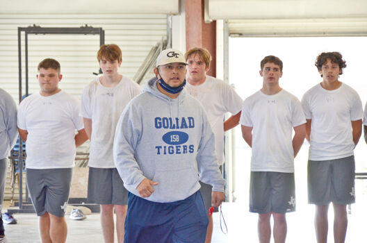 Tigers lift weights, each other | Goliad Advance-Guard | southtexasnews.com