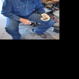 A modern day Flint Knapper | News | southtexasnews.com