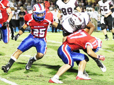 Flour Bluff's speed and size too much for Wildcats | Archives ...