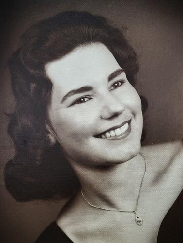 Carolyn “Button” Pooser | Obituaries | southtexasnews.com
