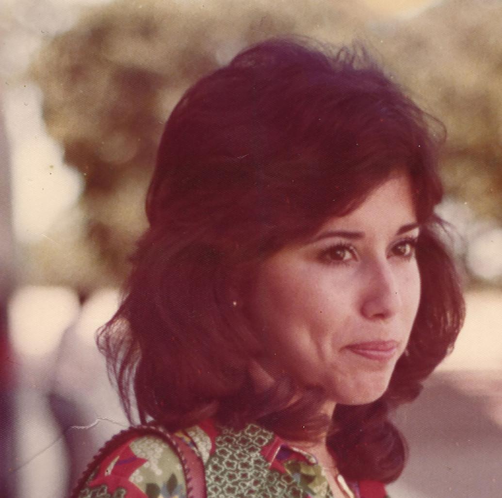 Mary Lou Robles | Obituaries | southtexasnews.com