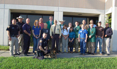 Community extends thanks to officers | News | southtexasnews.com