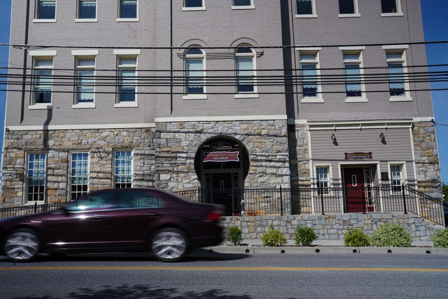 Robert Miller, a former lieutenant colonel with the Loudoun County ...