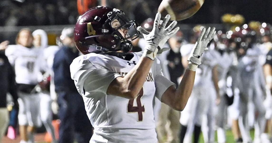 No clear cut starter at QB for Cougars, setting up key battle among large group of players ...