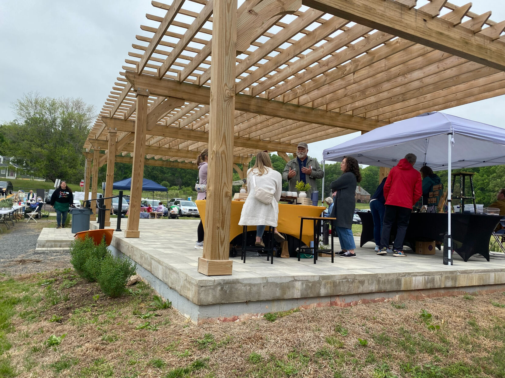 PHOTOS: Spring seedlings, community vibe at Cooperative Extension plant ...