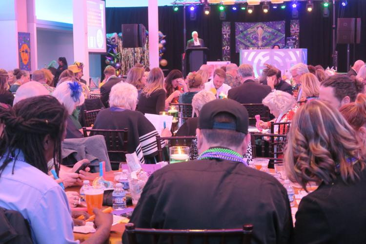 SAFE Luxury Bingo unites community in Mardi Gras celebration