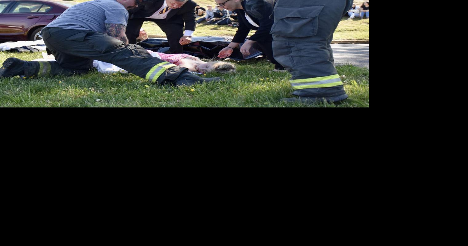 "Your actions have consequences"—mock car crash on prom night shows ...