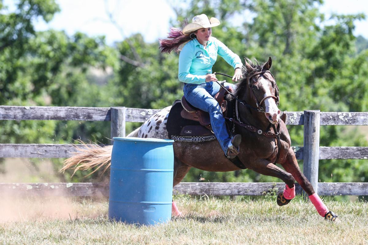 Virginia teen preps for major national rodeo competition