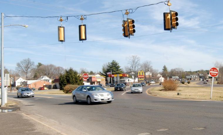 Inner loop evolution: traffic circle times two