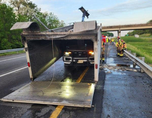 Deputy injured in I-81 crash when dump truck bed hits bridge, detaches