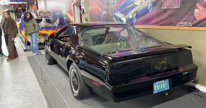 Illinois Museum says 'Knight Rider' prop car has not moved in a decade ...