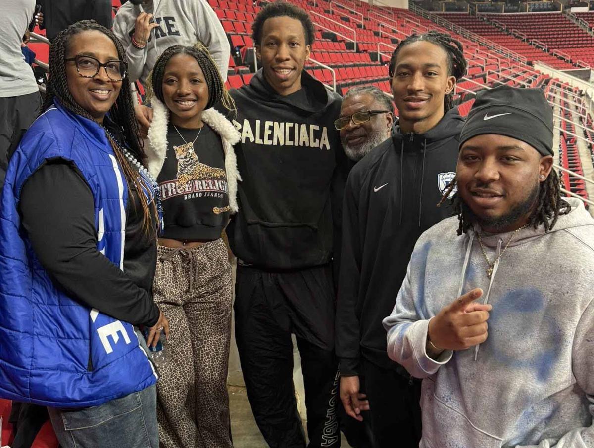 Culpeper family cheers on Duke player Maliq Brown