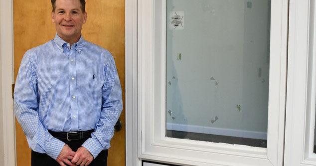 Former town treasurer, Merchant's CFO will be new school finance director