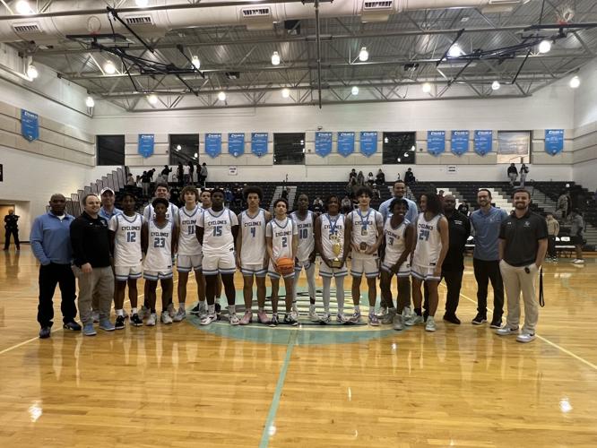 Eastern View boys win Christmas tournament over Fredericksburg Christian