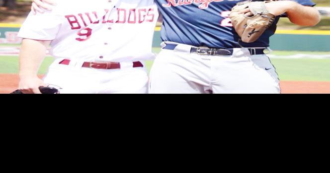 Buckner brothers share mound during game | Sports | starkvilledailynews.com