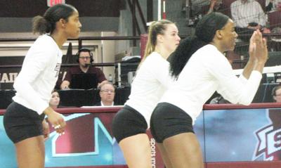 Bulldogs take final bow at home, lose volleyball match to Lady Vols ...