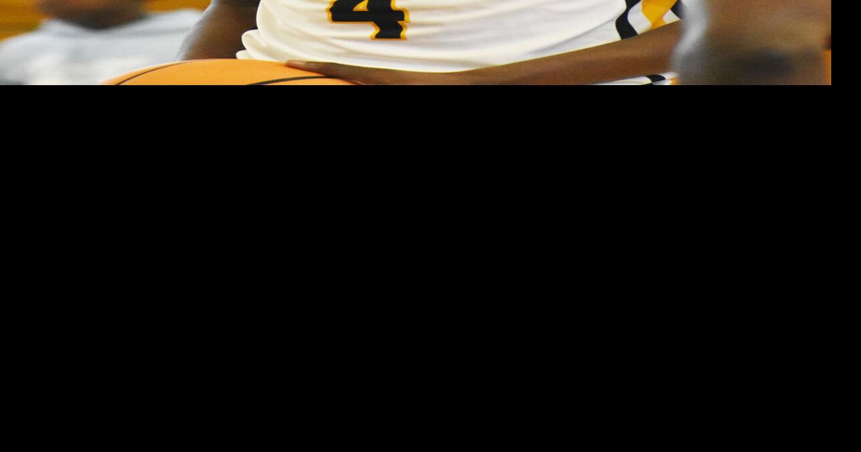 Strong stretch run gives Jackets a basketball victory over Jaguars ...