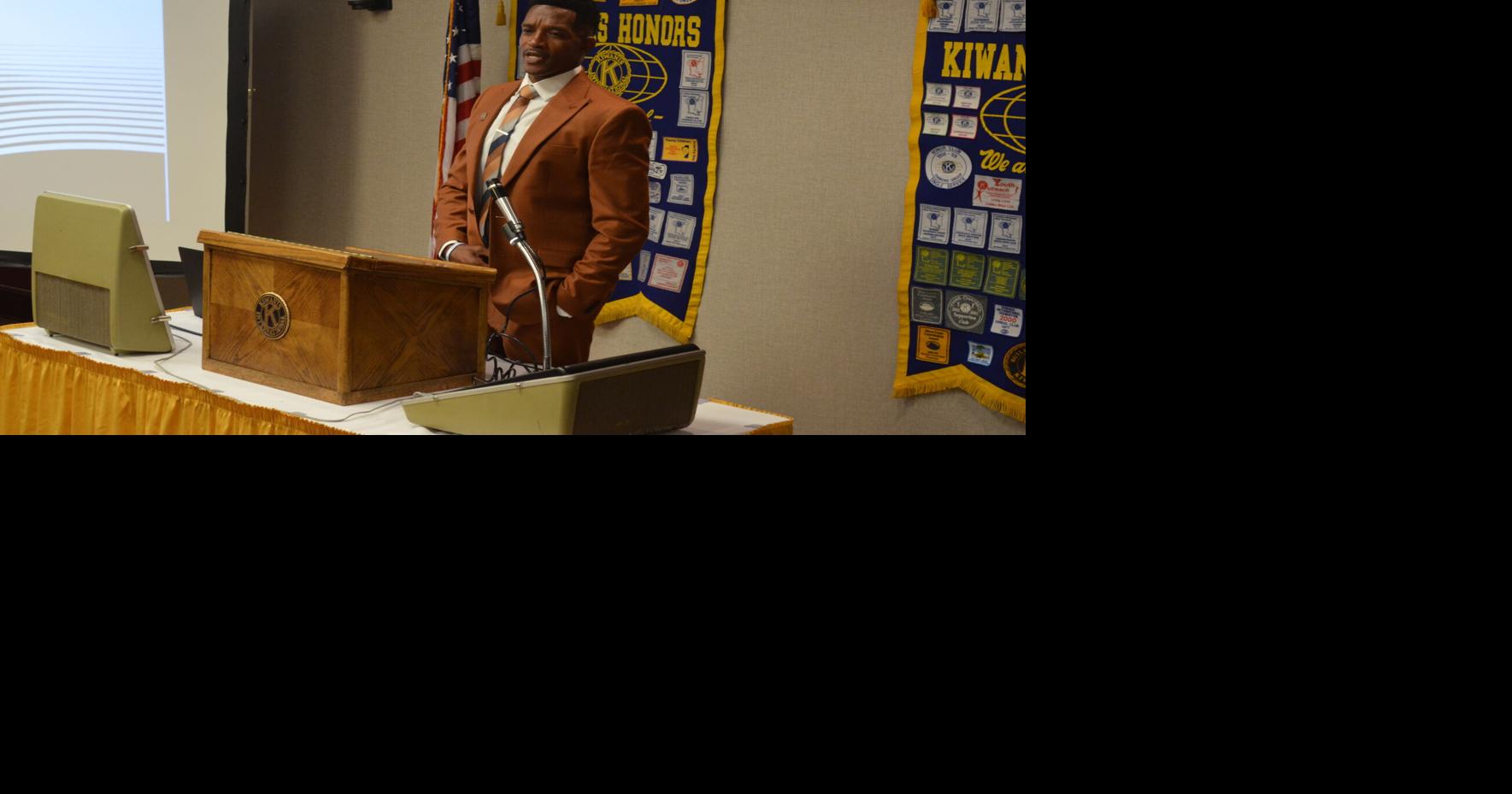 Fire Chief Yarbrough engages Kiwanians | News | starkvilledailynews.com