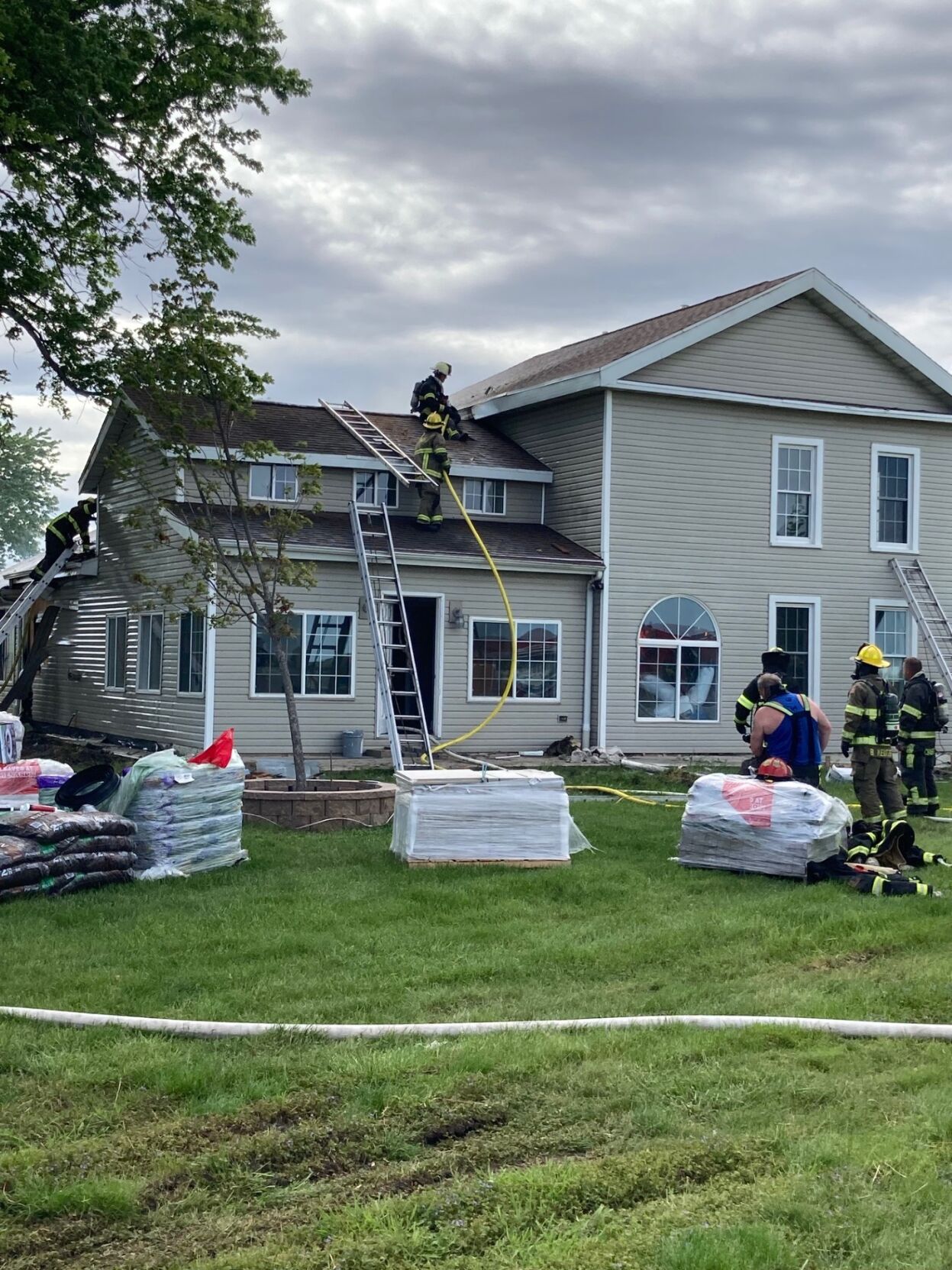 Several Fire Departments Help Douse House Fire Near Tonica | 103.9 WLPO ...