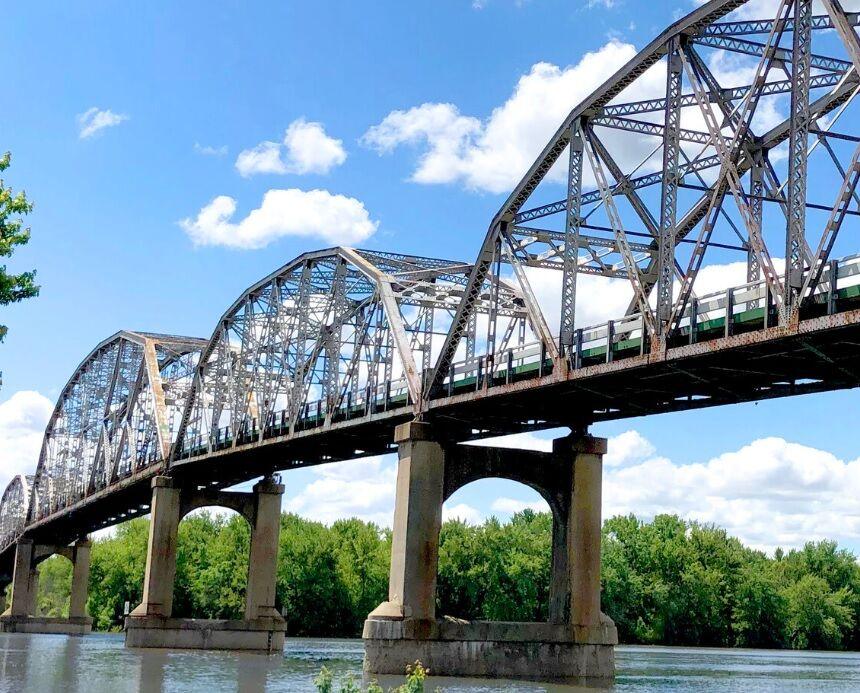 Bridge Washing Will Slow Traffic On Henry And Lacon Bridges Over The ...