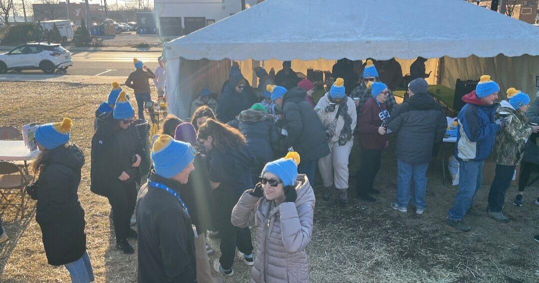 PADS supporters walk a mile Saturday to raise funds | 103.9 WLPO ...