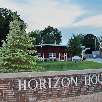 Horizon House reaches "Tree of Hope" campaign goal | 103.9 WLPO ...