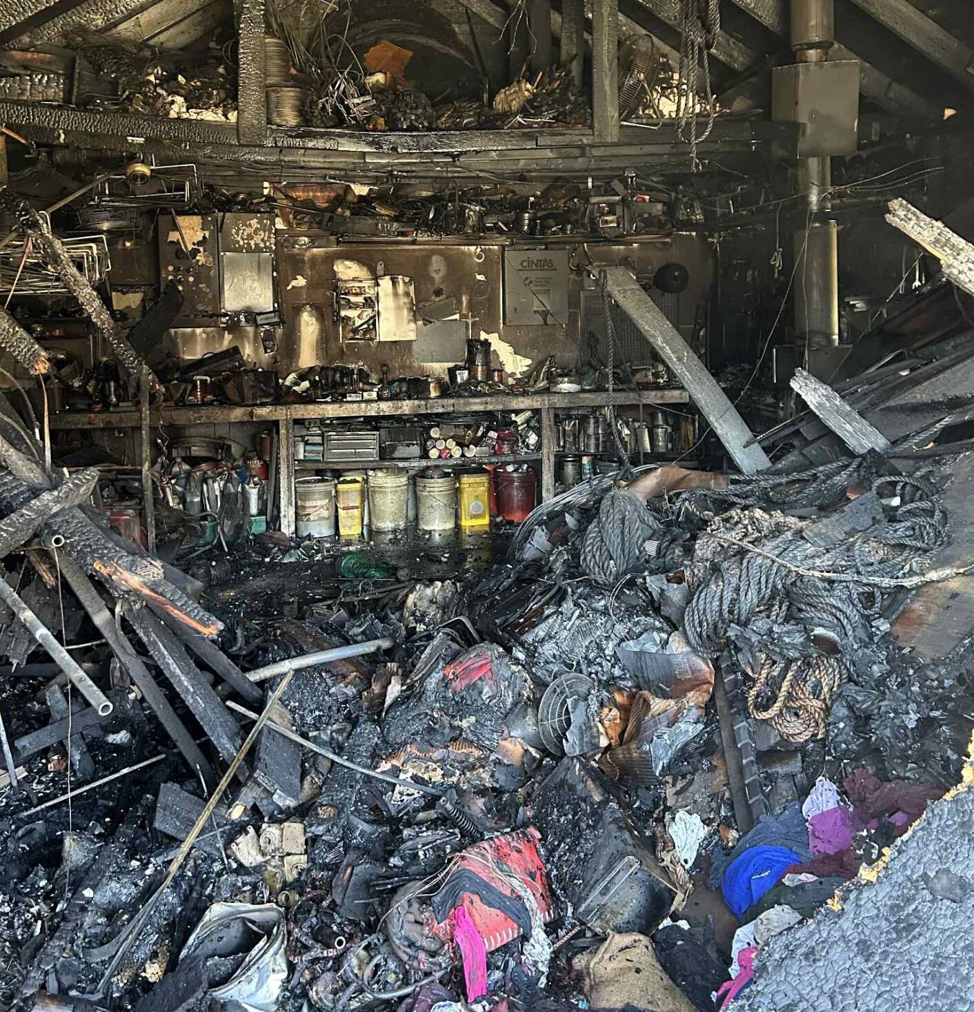 Firefighters Quickly Extinguish Garage Fire In Streator | 103.9 WLPO ...