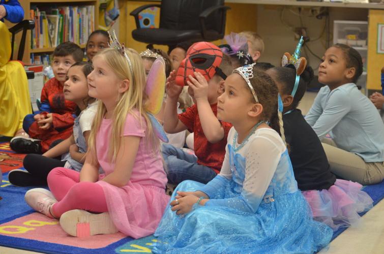 Read Across America: Cloverleaf Elementary celebrates a love of reading