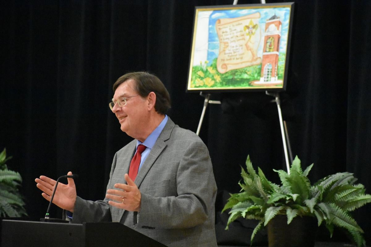 What happens when a superintendent prepares to leave?
