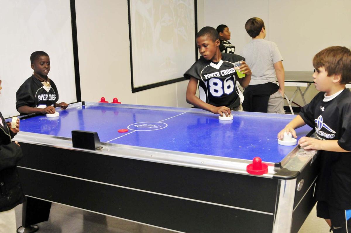 Power Cross expands its ministry | Galleries | statesville.com