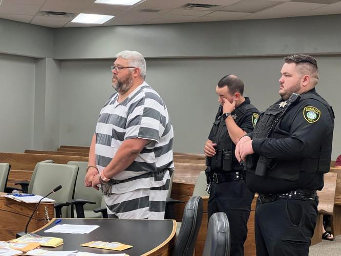 Former youth pastor and teacher faces 10 counts of indecent liberties