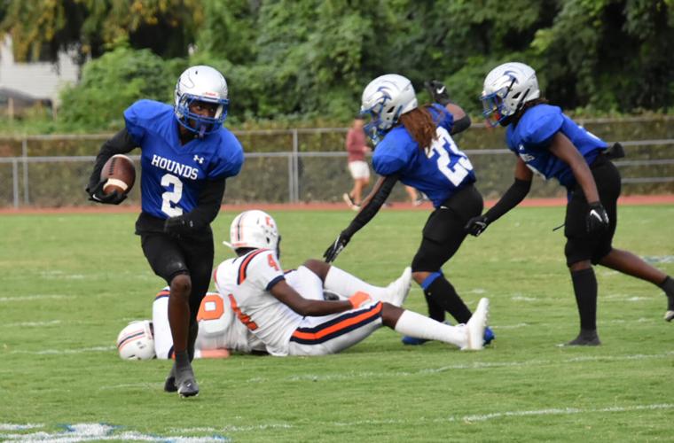 Statesville shuts out Carson in season debut