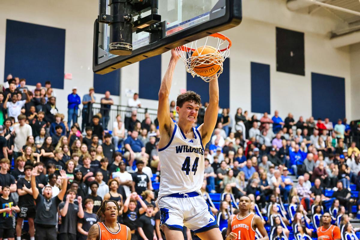 Clemson commit Steinhour staying at Lake Norman after all