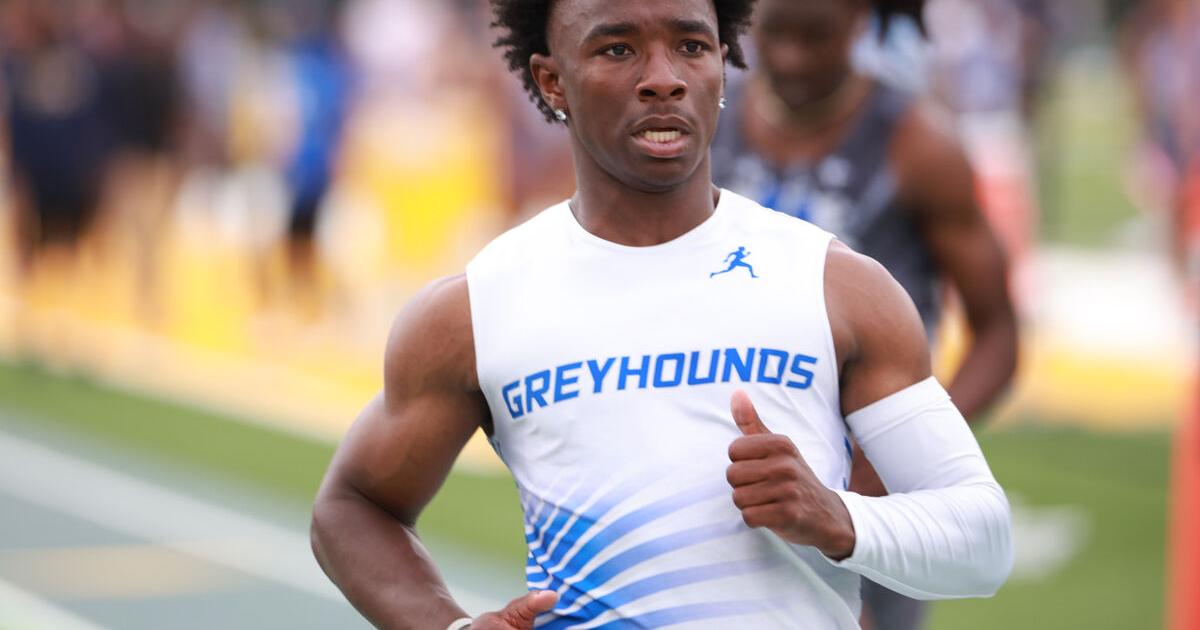 Prayer key for Statesville NC sprinter in winning 4x100 team