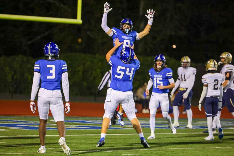 Mooresville NC puts up 70 points, routs Alexander Central