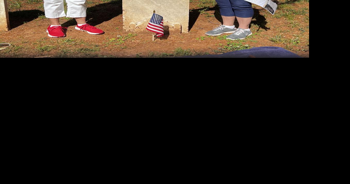 Fort Dobbs DAR performs flag retirement ritual