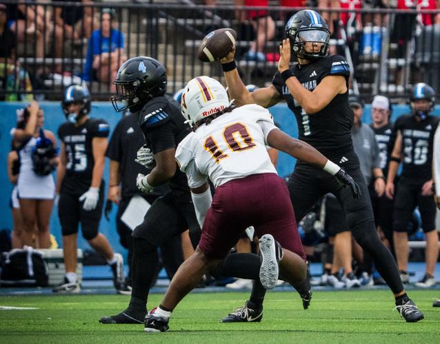 Lake Norman NC beats Sun Valley in football opener